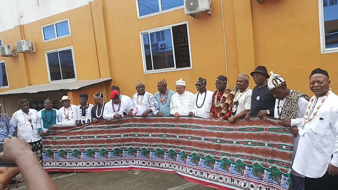 EYASU, a new traditional fabric symbolizing Cameroon’s South West ...